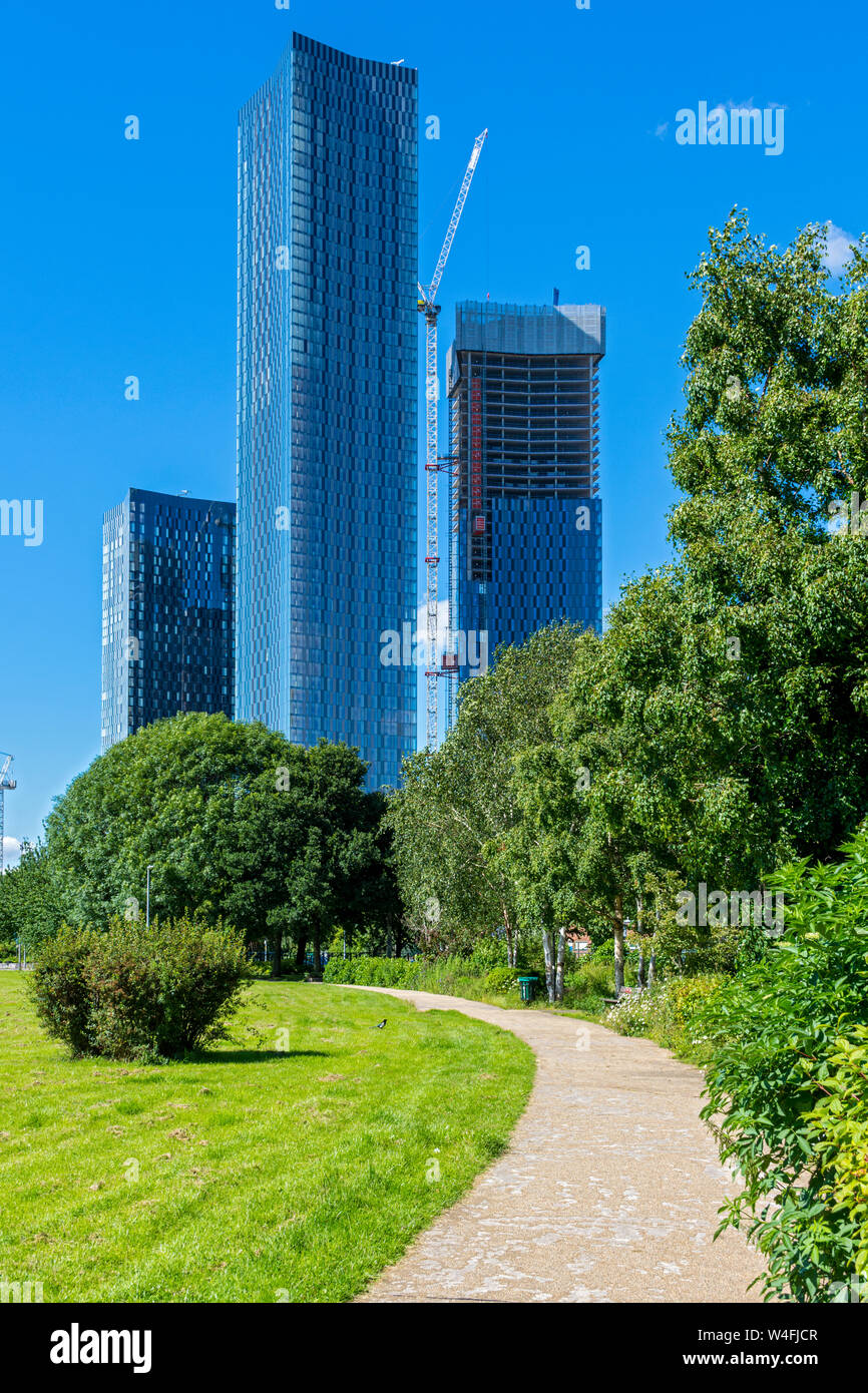 The Deansgate Square apartment blocks under construction (Jun 19). From ...