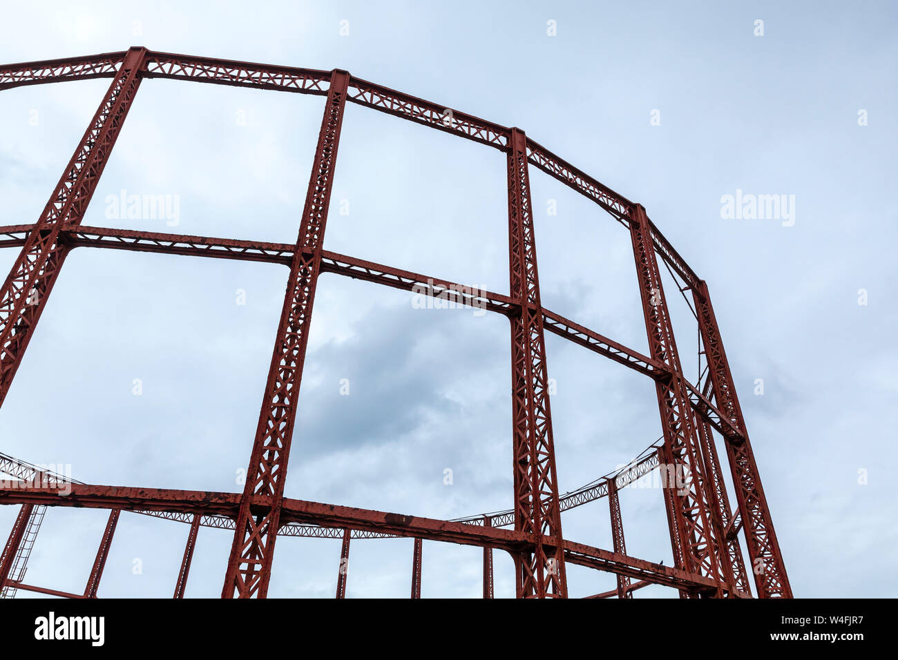 Steel carcass construction hi-res stock photography and images - Alamy