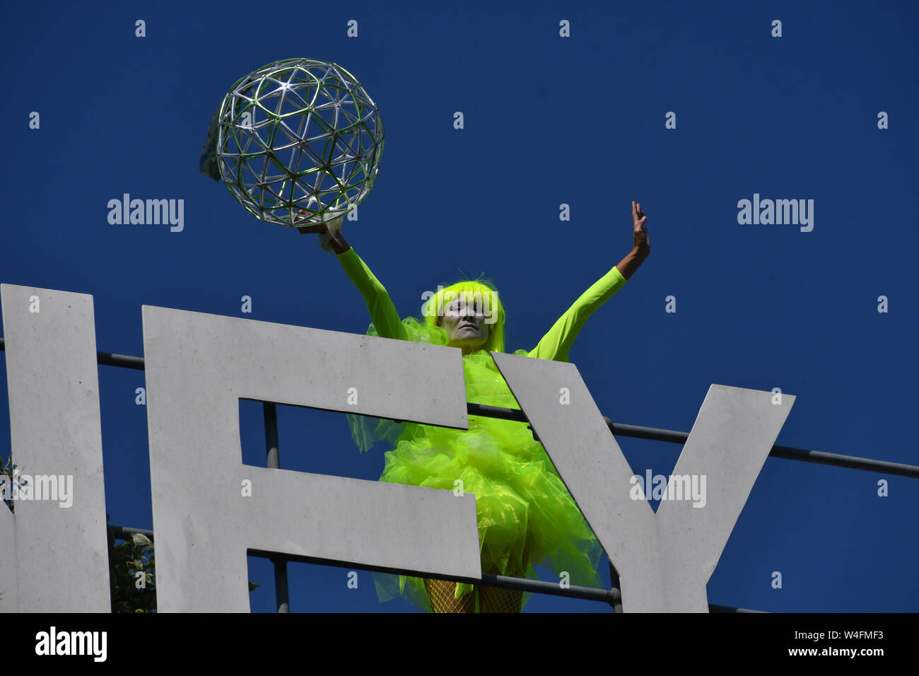 Mai nguyen hi-res stock photography and images - Alamy