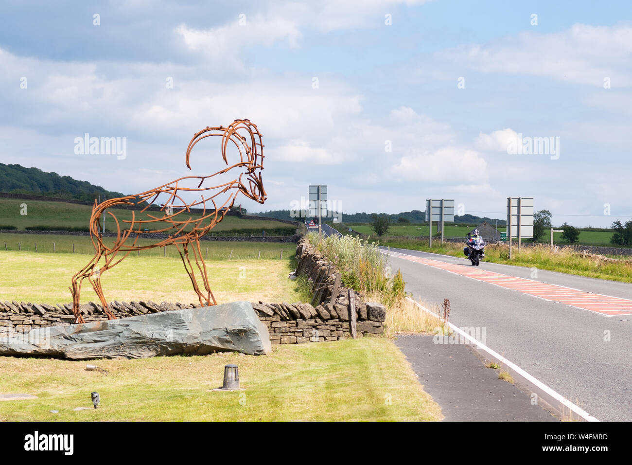 metal goat sculpture outside the Goat Gap Cafe, A65, Newby, North ...