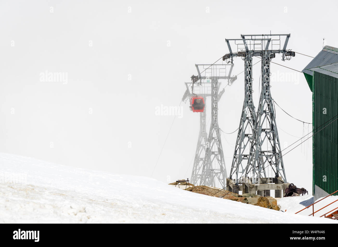 Gulmarg Gondola Phase 2 / Apharwat Peak, Gulmarg, Jammu and Kashmir ...