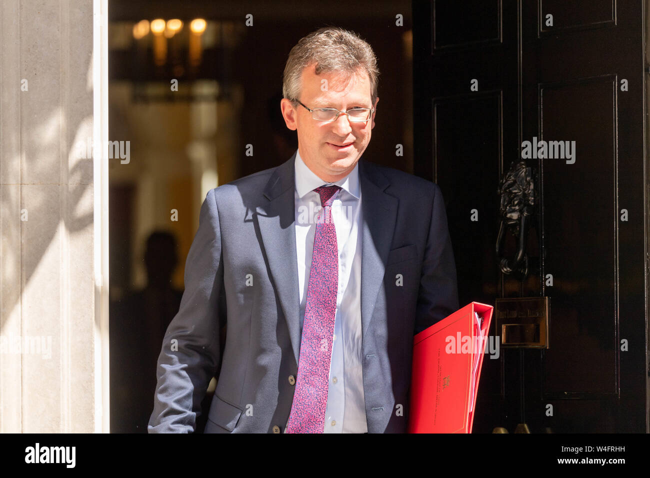 Culture secretary jeremy wright leaves 10 downing street hi-res stock ...