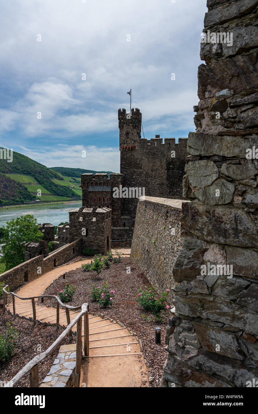 Reichenstein castle on the rhine hi-res stock photography and images ...