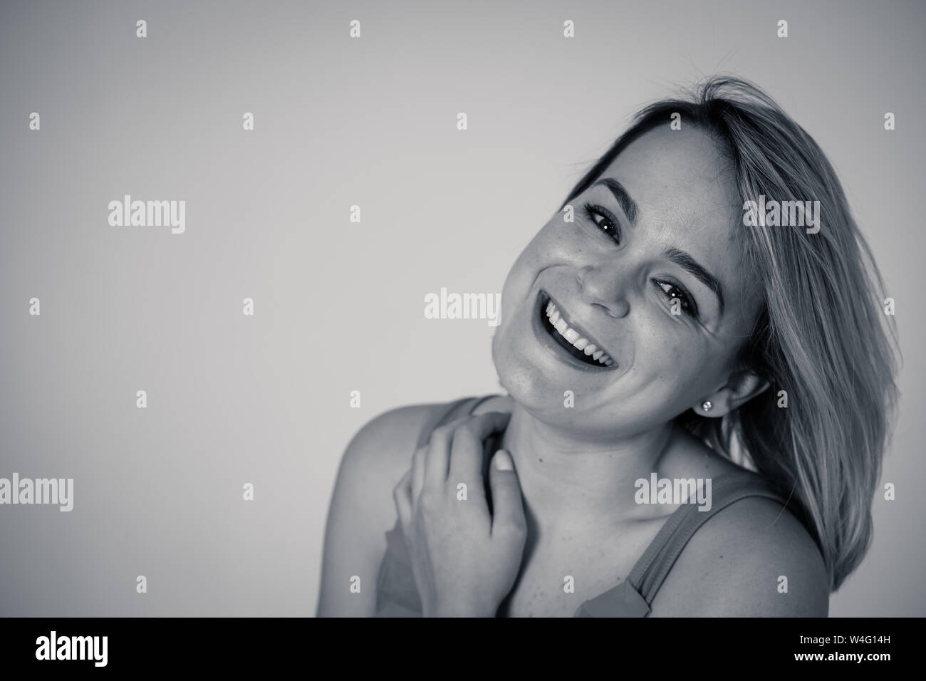 Close up black and white portrait of young beautiful caucasian woman ...
