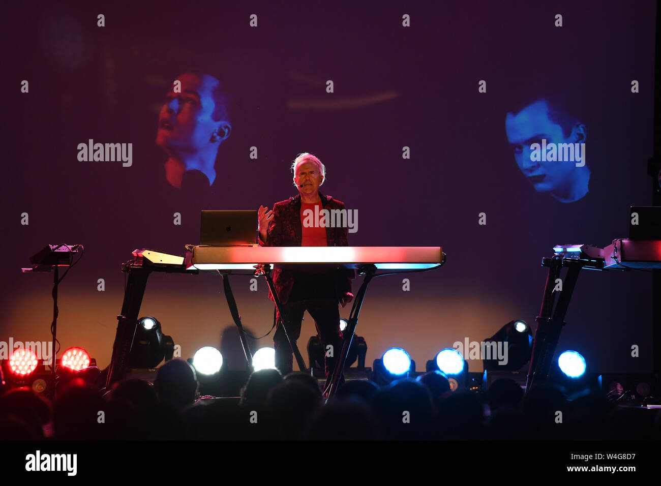 Dania Beach FL, USA. 22nd July, 2019. Howard Jones performs on Stage ...