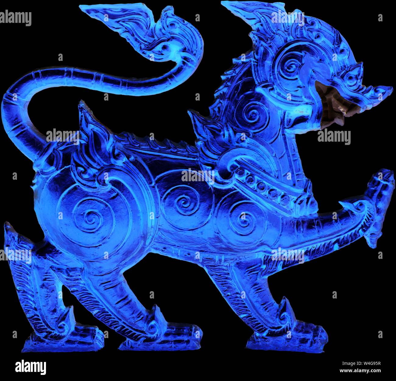 Gold statue buddha in Cut Out Stock Images & Pictures - Alamy