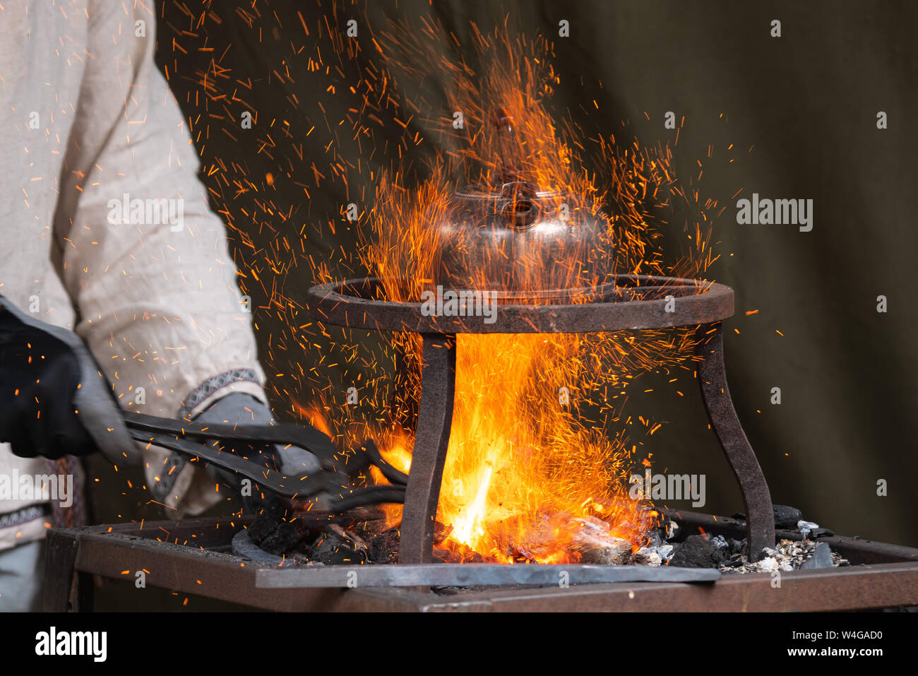 Blacksmith iron water hi-res stock photography and images - Alamy