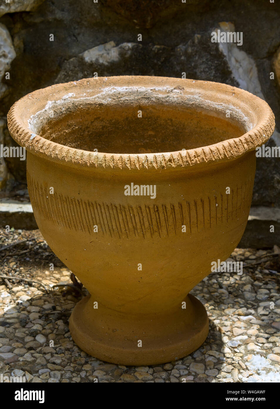 Potter utensils ceramics art hi-res stock photography and images - Alamy