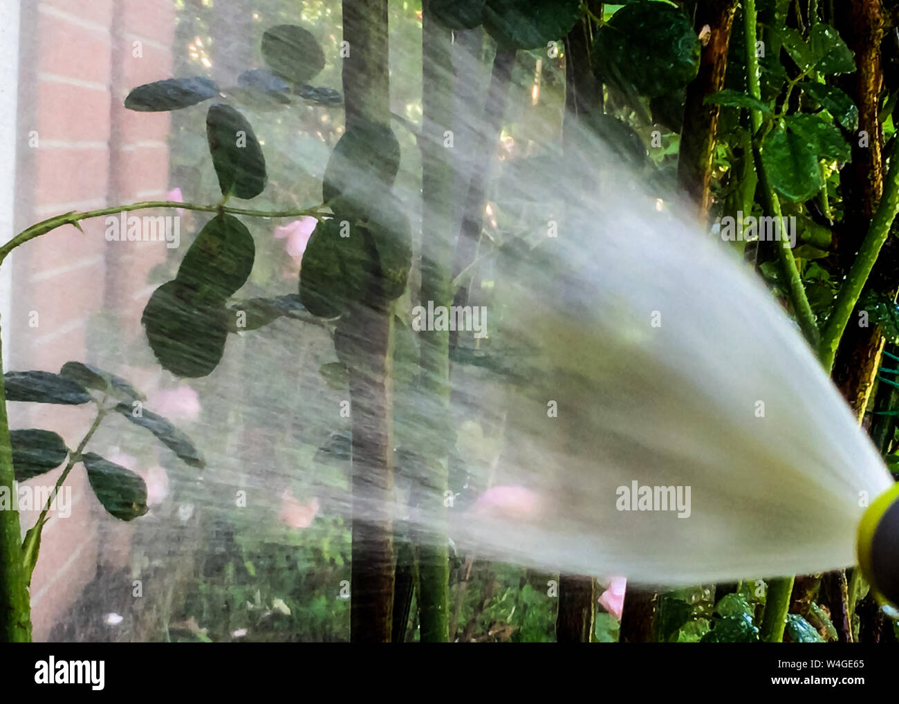 Heat spray hi-res stock photography and images - Alamy