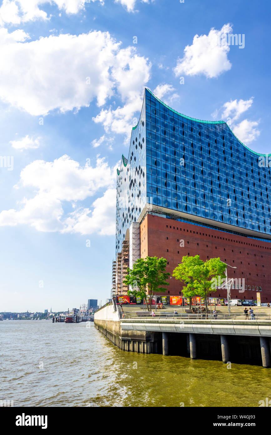 Elbe Philharmonic Hall High Resolution Stock Photography and Images - Alamy