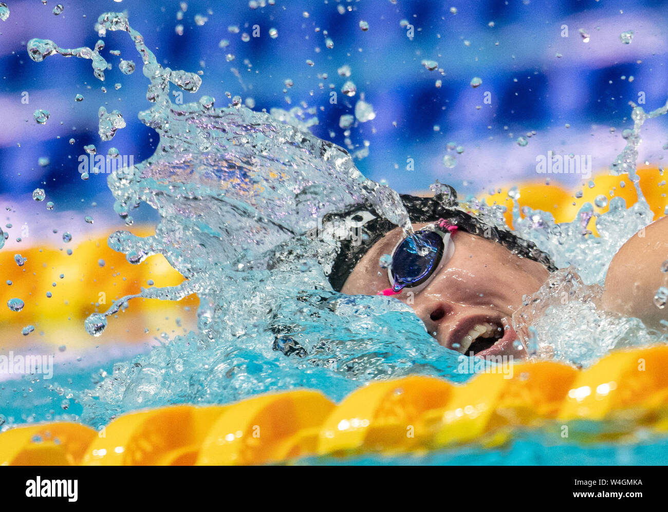 The 1500 meter for women hi-res stock photography and images - Alamy
