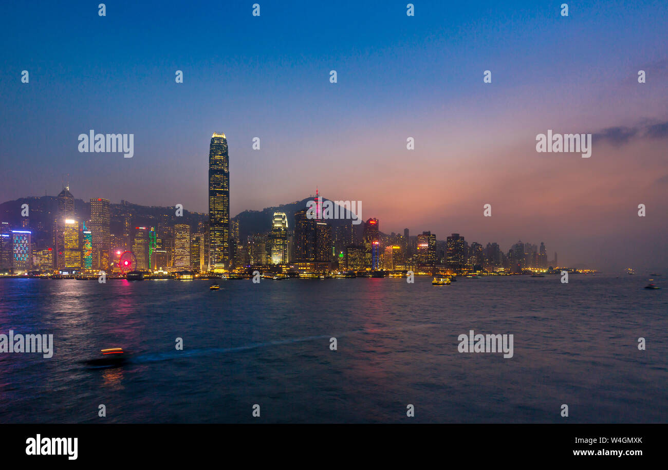 Victoria harbour at sunset hi-res stock photography and images - Alamy