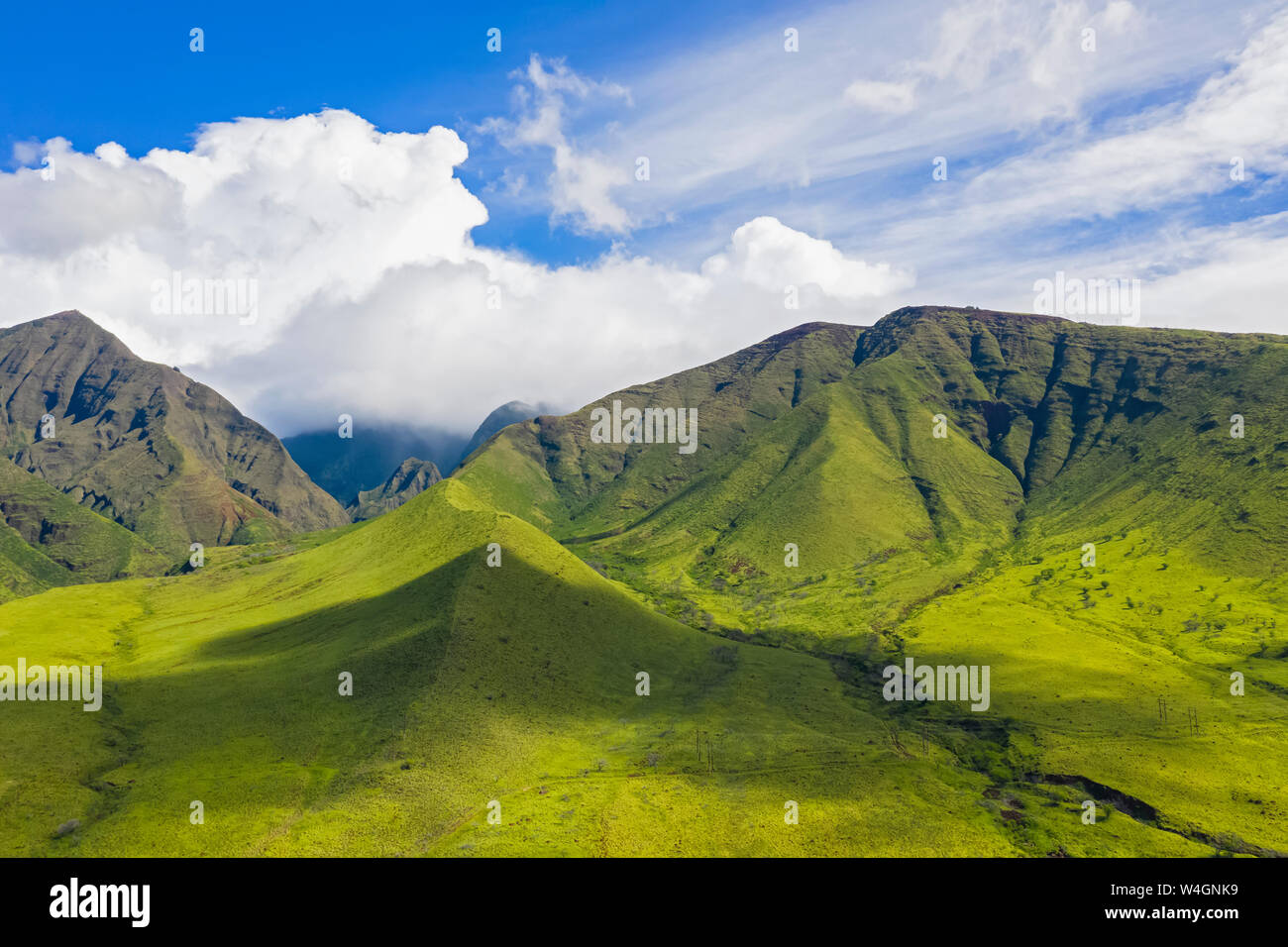 Aerial view of west maui mountains hi-res stock photography and images ...