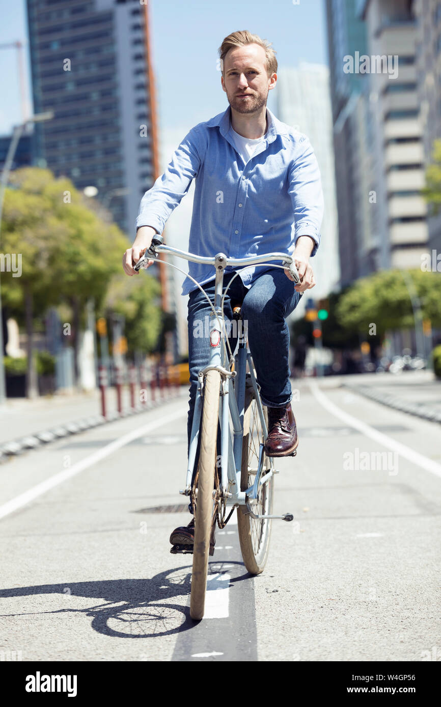Man and his bike hi-res stock photography and images - Alamy