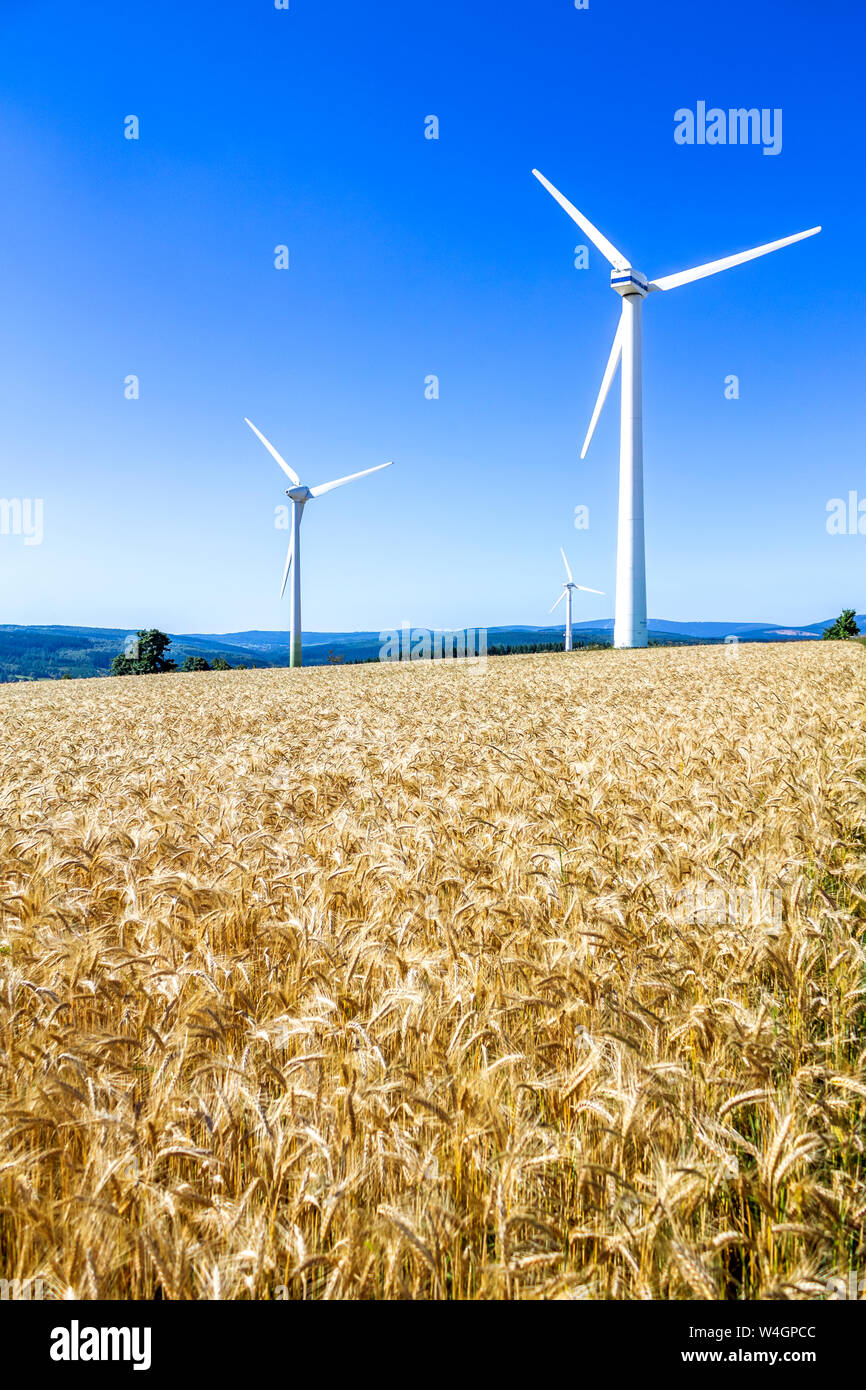 Wind power wheels hi-res stock photography and images - Alamy