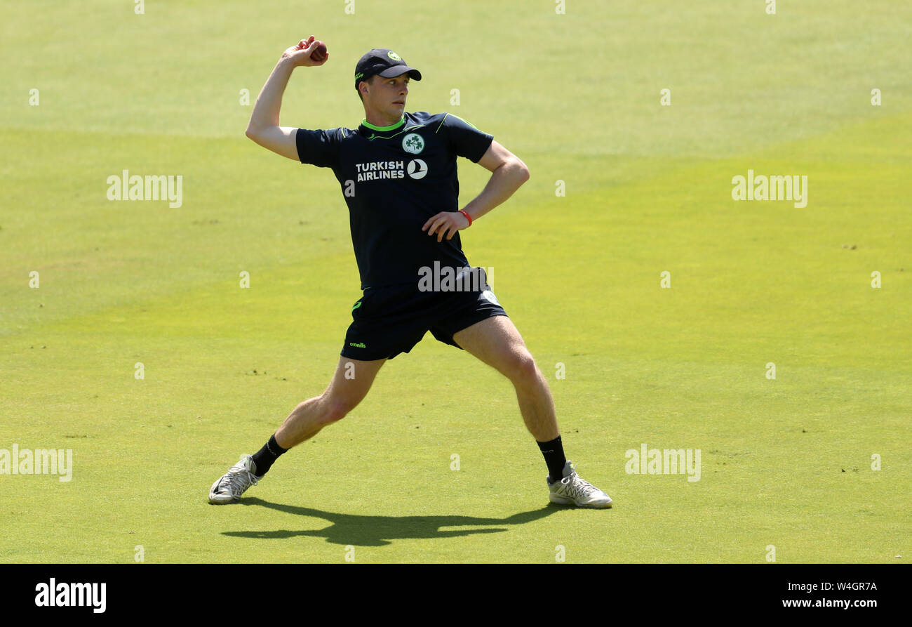 Irelands james mccollum hi-res stock photography and images - Alamy