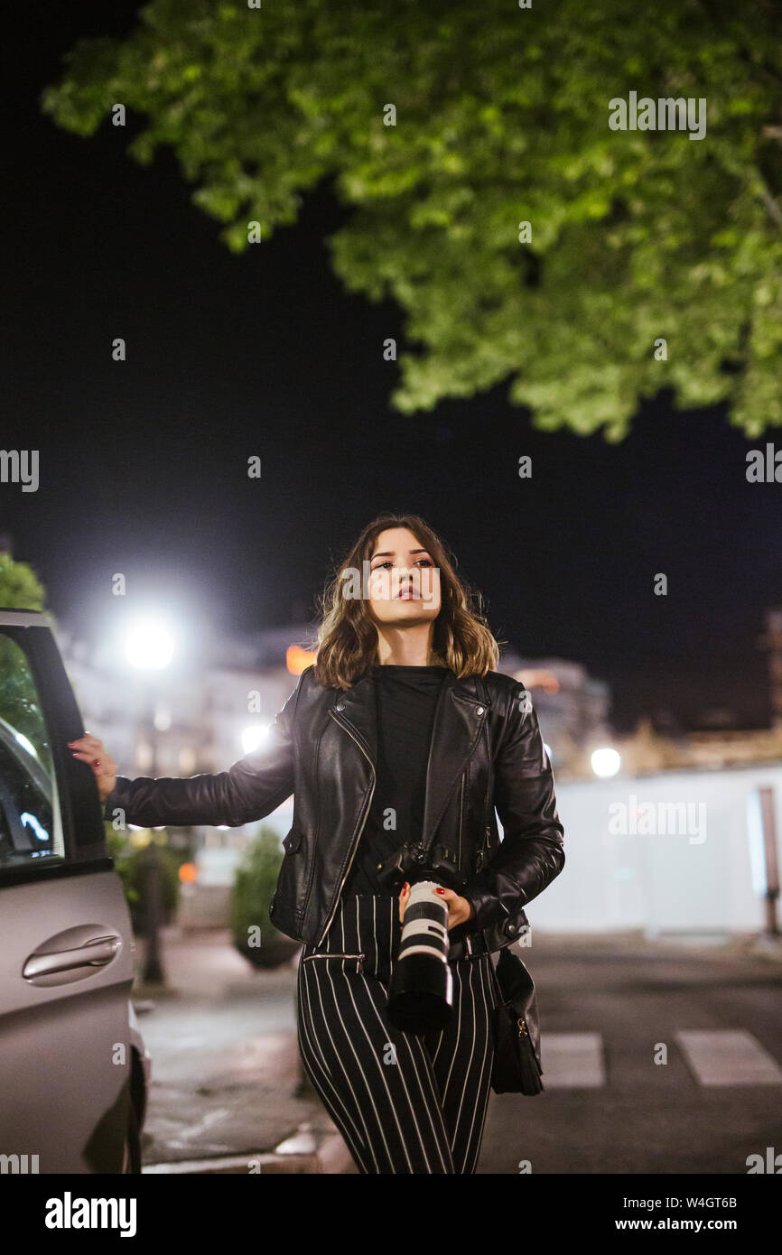Woman car paparazzi hi-res stock photography and images - Alamy