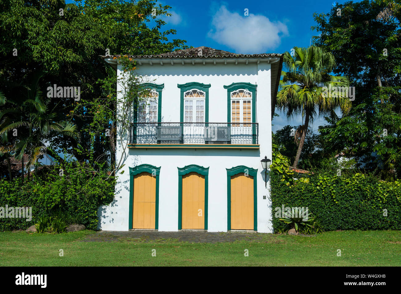 Brazil colonial house hi-res stock photography and images - Alamy