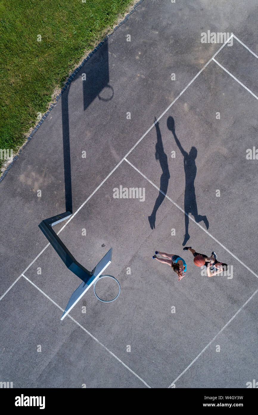Aerial basketball court birds eye hi-res stock photography and images ...