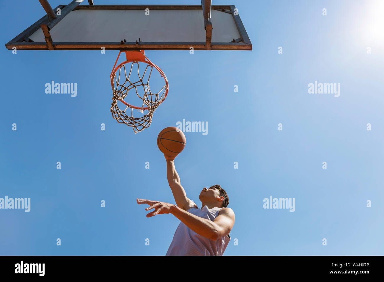 Portrait athlete man throwing ball hi-res stock photography and images ...