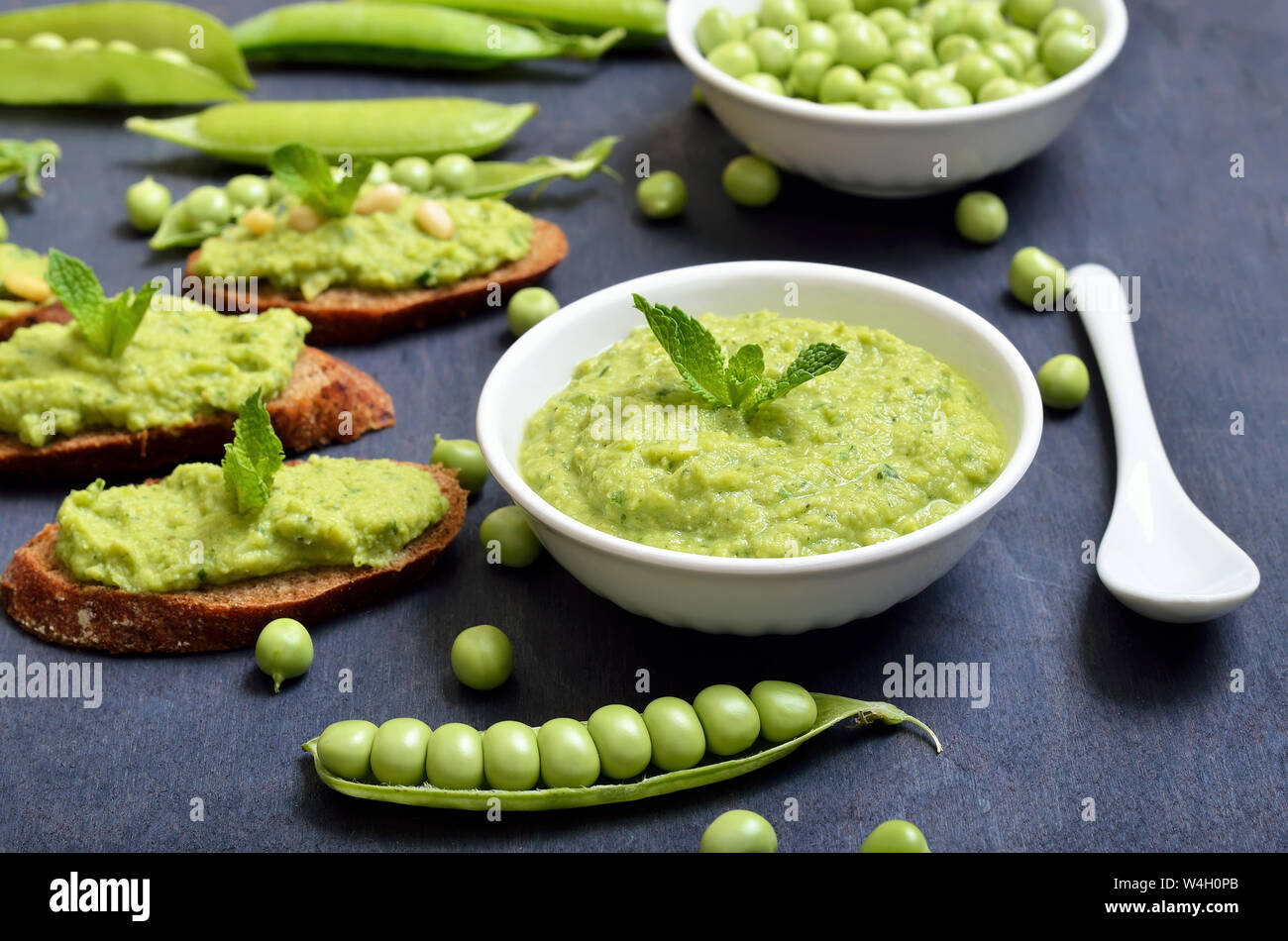 Herb puree hi-res stock photography and images - Alamy
