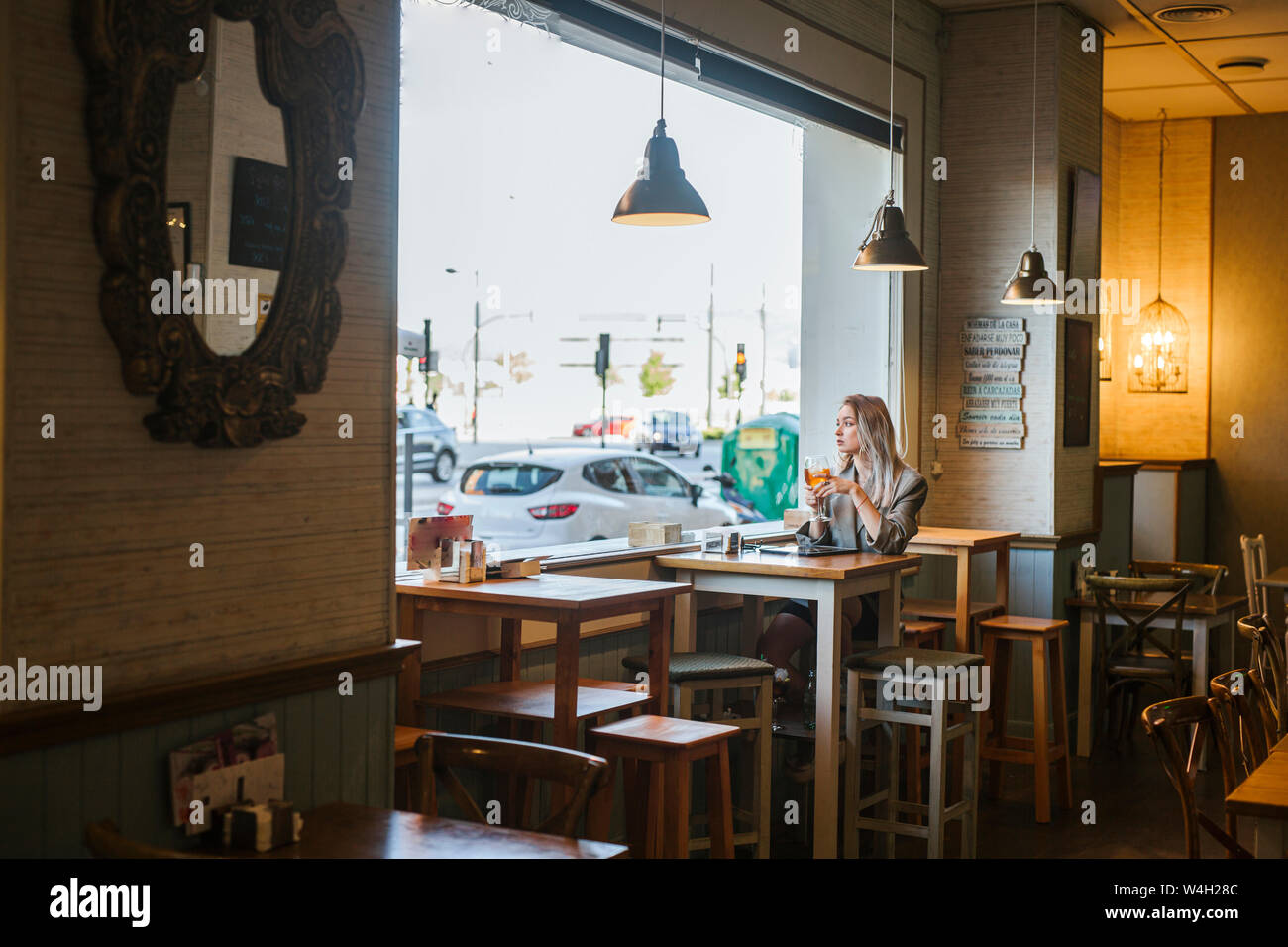 Tablet bar hi-res stock photography and images - Alamy