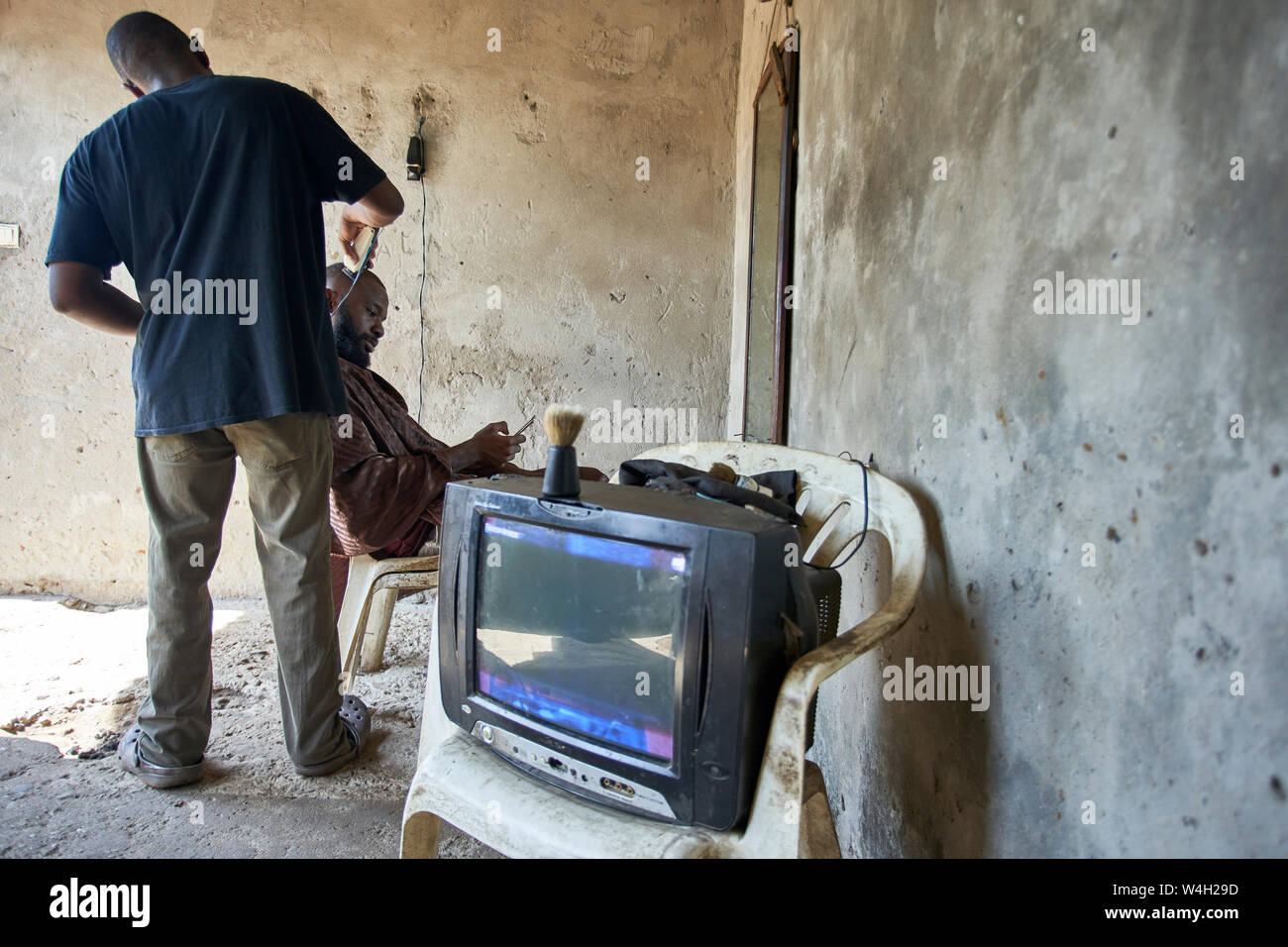 Mobile barber shop hi-res stock photography and images - Alamy