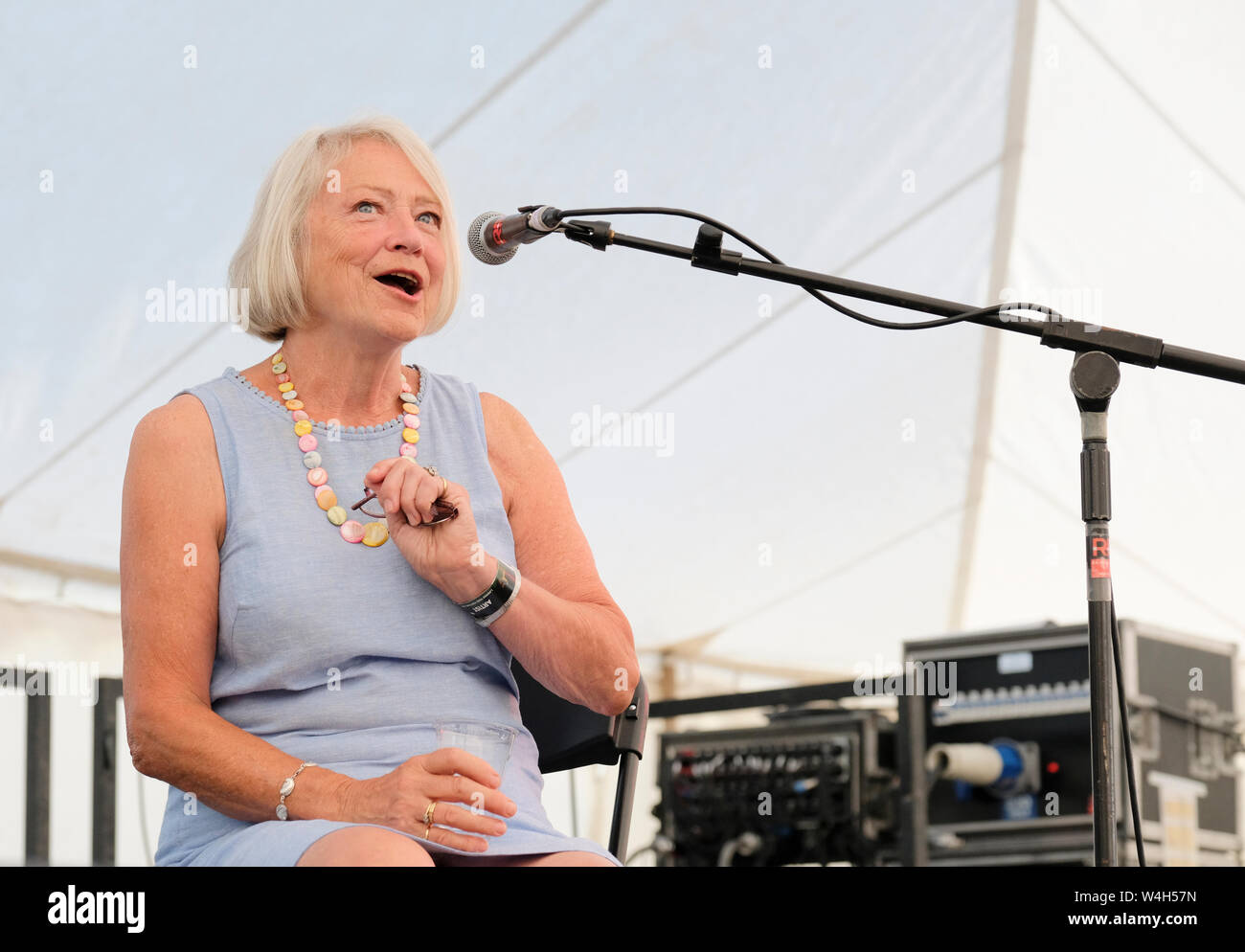 Kathryn adie journalist hi-res stock photography and images - Alamy
