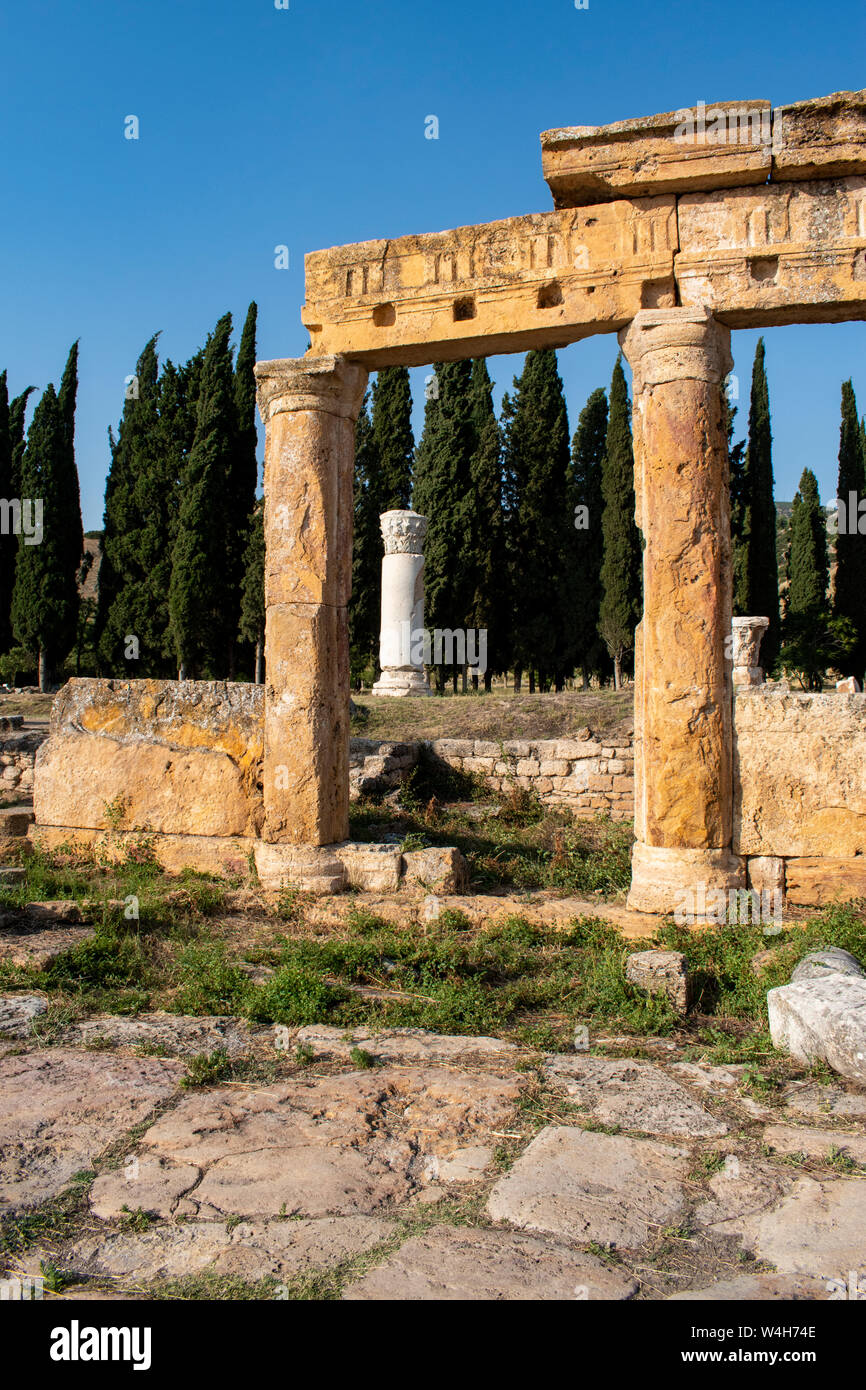 Latrine blocks hi-res stock photography and images - Alamy