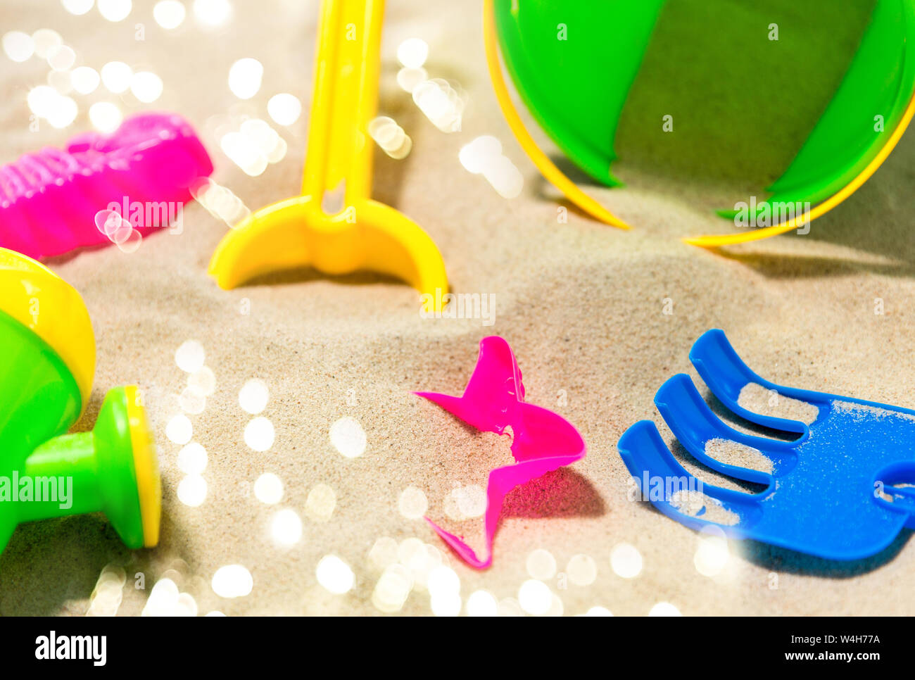 Kids beach stuff sand hi-res stock photography and images - Alamy