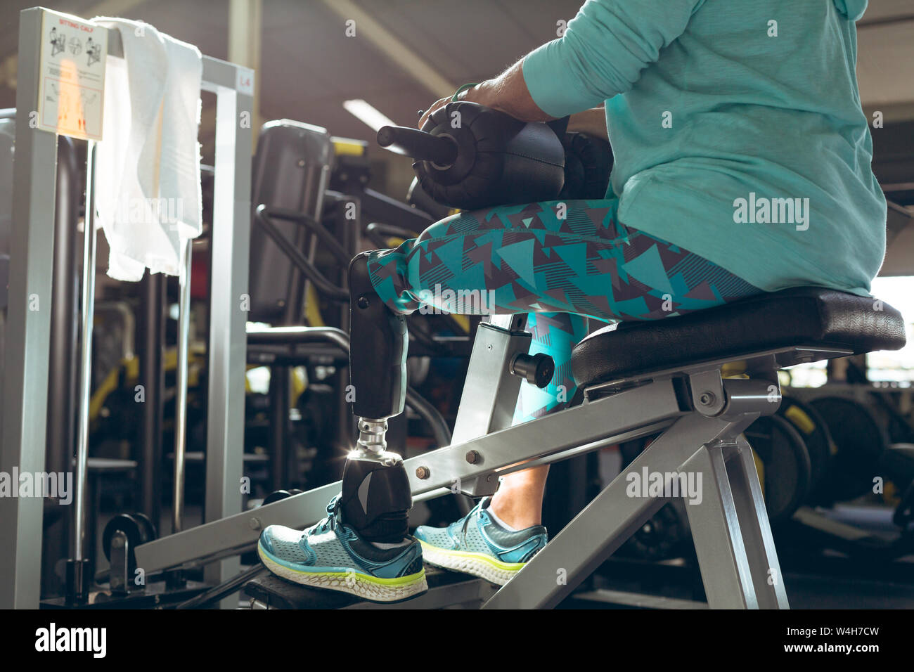 Leg curl machine hi-res stock photography and images - Alamy