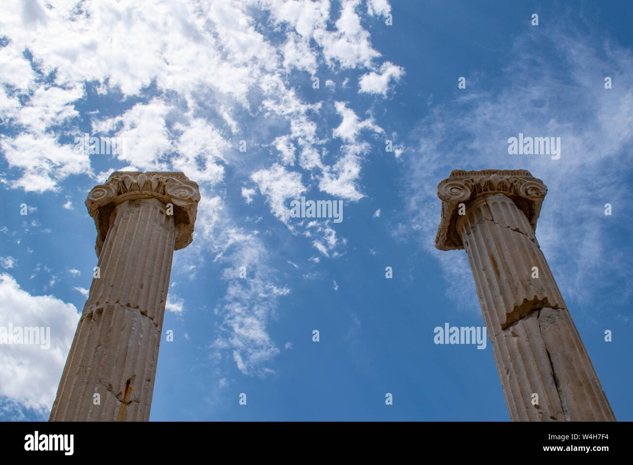 Lydia bible hi-res stock photography and images - Alamy