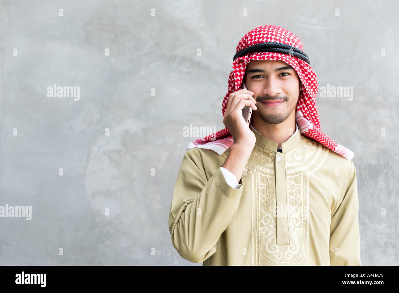 Handsome muslim arabic man smiling hi-res stock photography and images ...