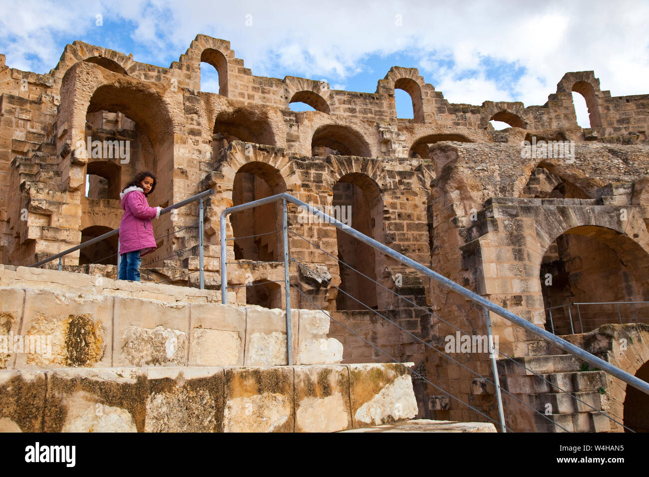 Coliseo romano de El Jem, Tunez, Africa Stock Photo - Alamy