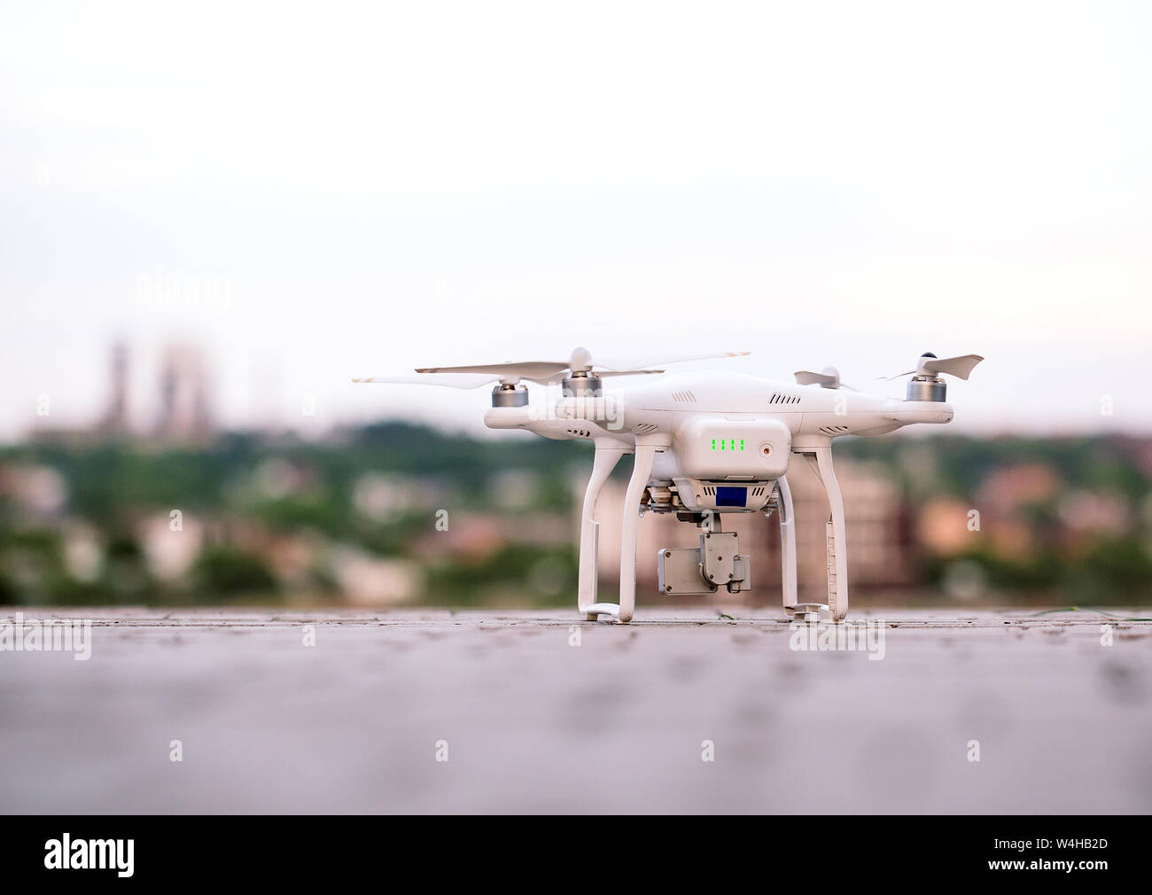 Drone video of lake hi-res stock photography and images - Alamy