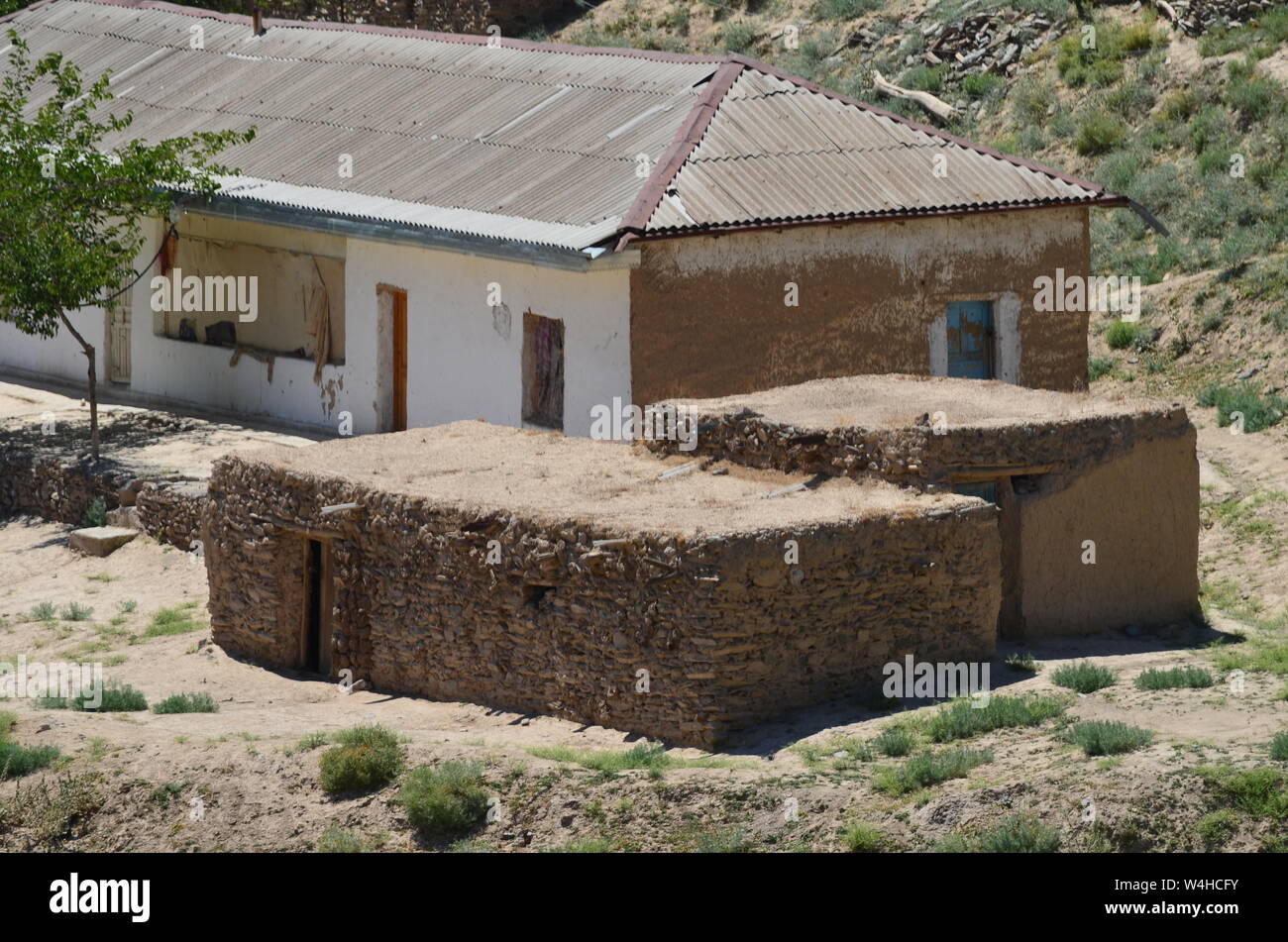 Upper Uhum village in the Nuratau mountains, Central Uzbekistan Stock ...