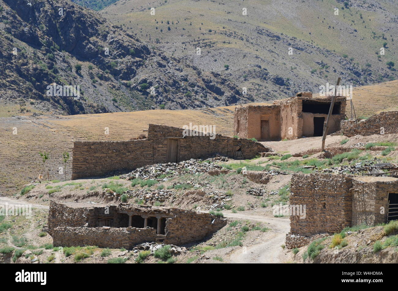 Upper Uhum village in the Nuratau mountains, Central Uzbekistan Stock ...