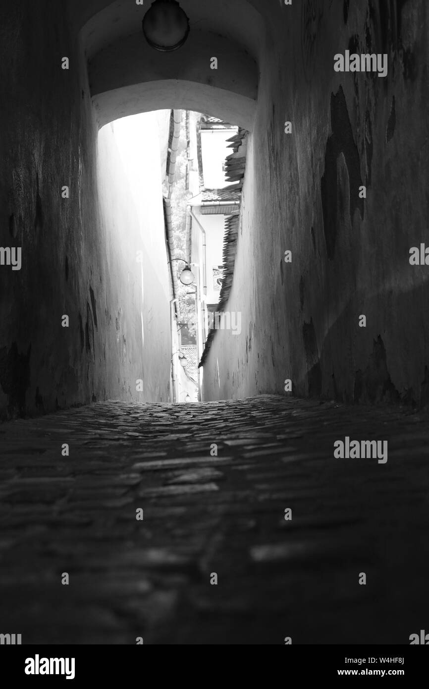 Narrow photo hi-res stock photography and images - Alamy