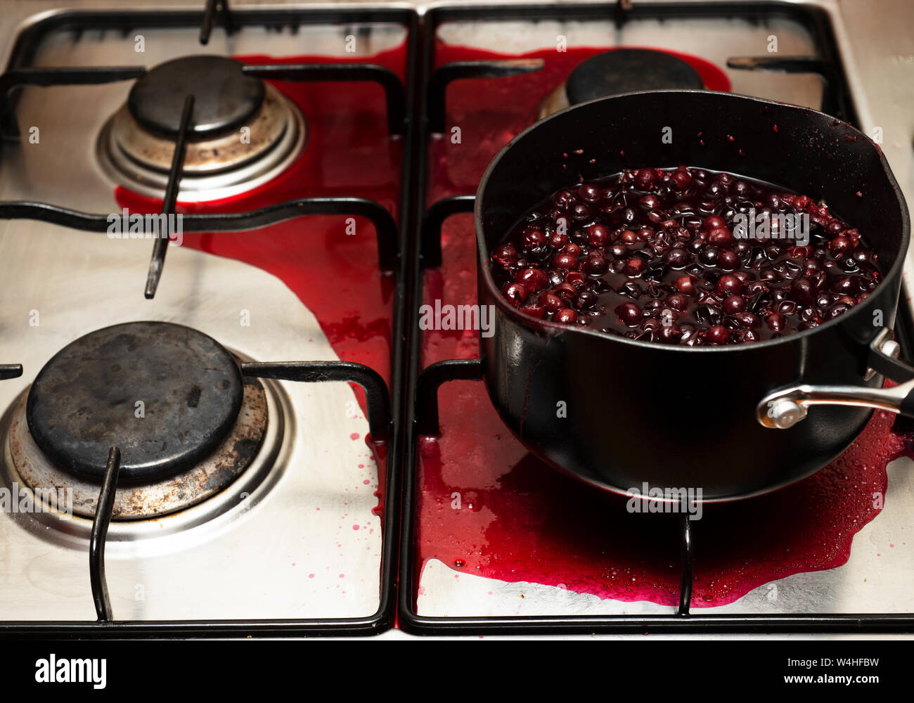 Boiled over red currents hi-res stock photography and images - Alamy