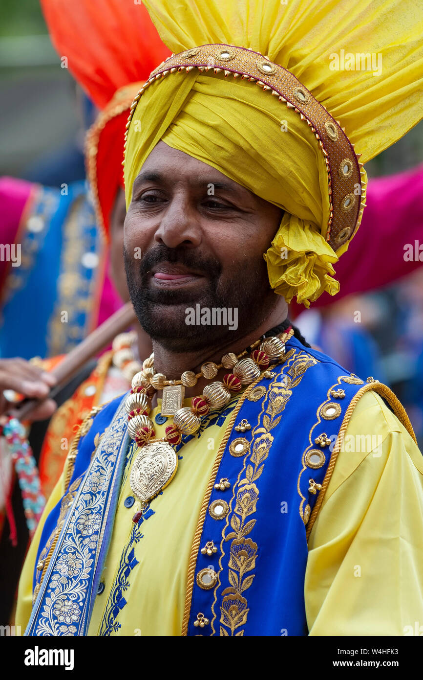 Man Wearing Indian National Costume Hi-res Stock Photography And Images ... Man Wearing Indian National Costume Hi-res Stock Photography And Images ...