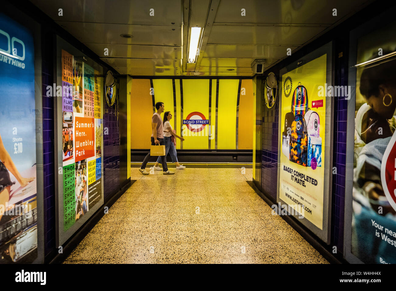 Bond street underground station hi-res stock photography and images - Alamy