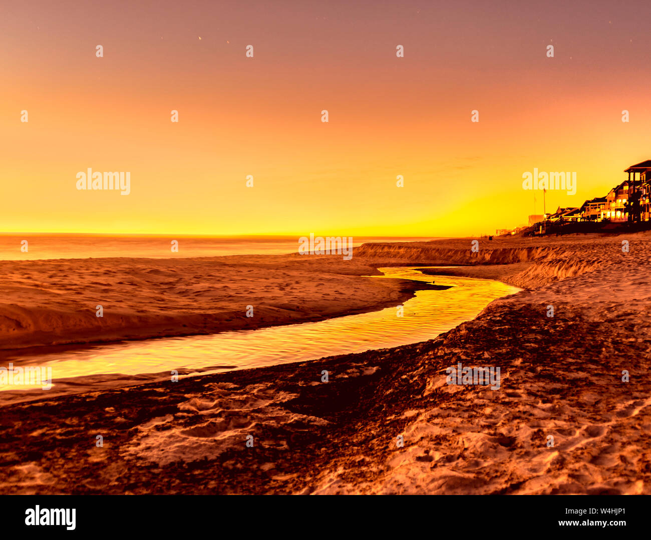 Beautiful Ocean Sunset scenic Landscape Stock Photo - Alamy