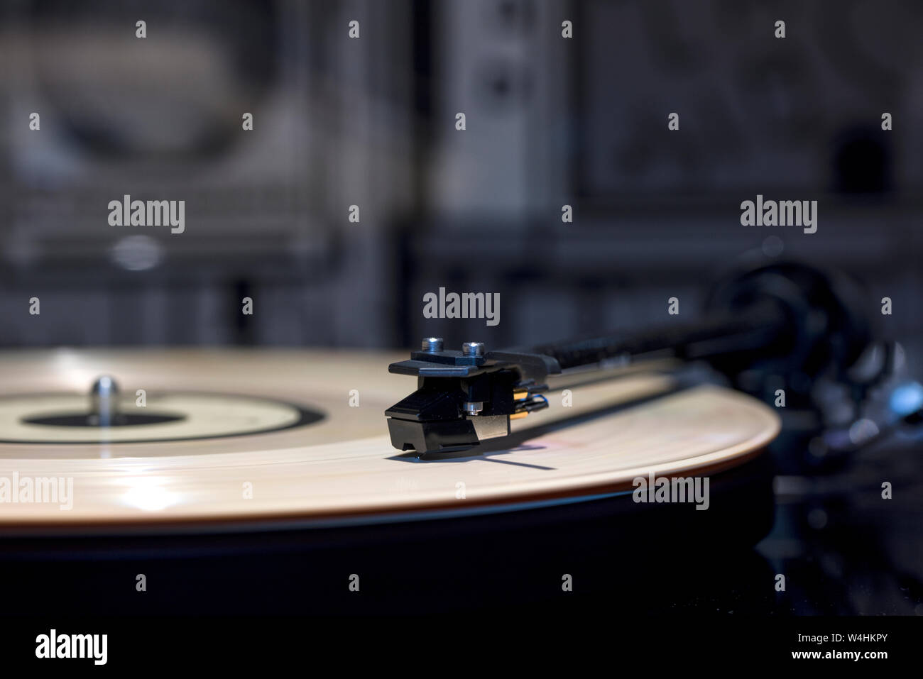 Turntable playing record Stock Photo - Alamy