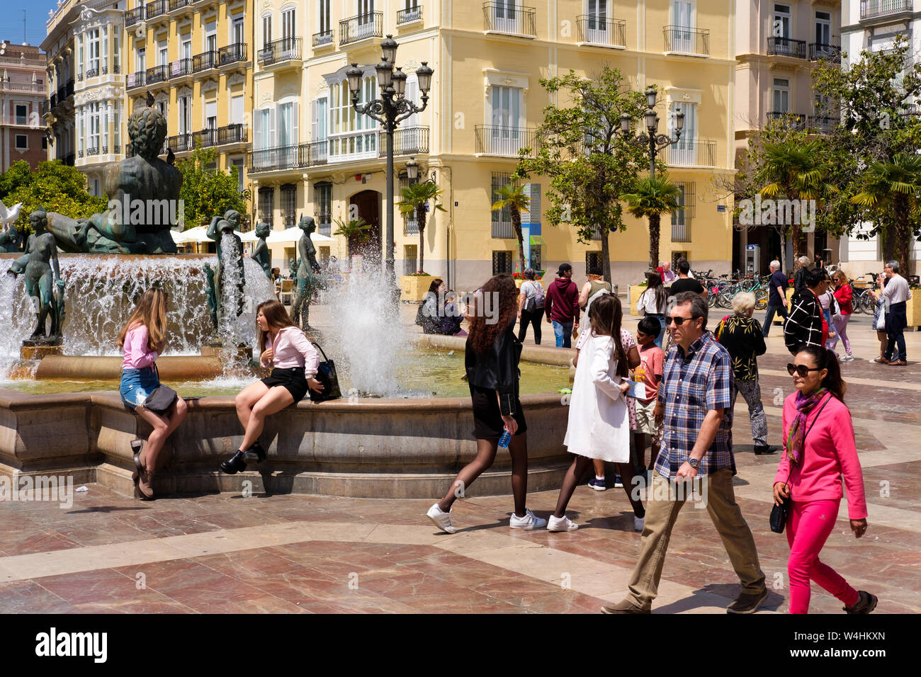 Valencia visitor attractions hi-res stock photography and images - Alamy