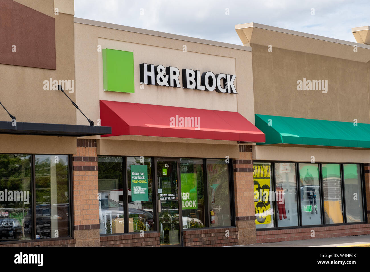 Crystal, Minnesota - July 21, 2019: Exterior of an H&R Block store, an ...