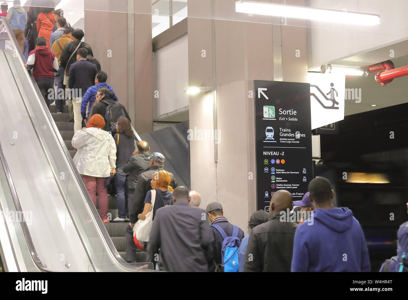 People commute at Les Halles train station Paris France Stock Photo - Alamy