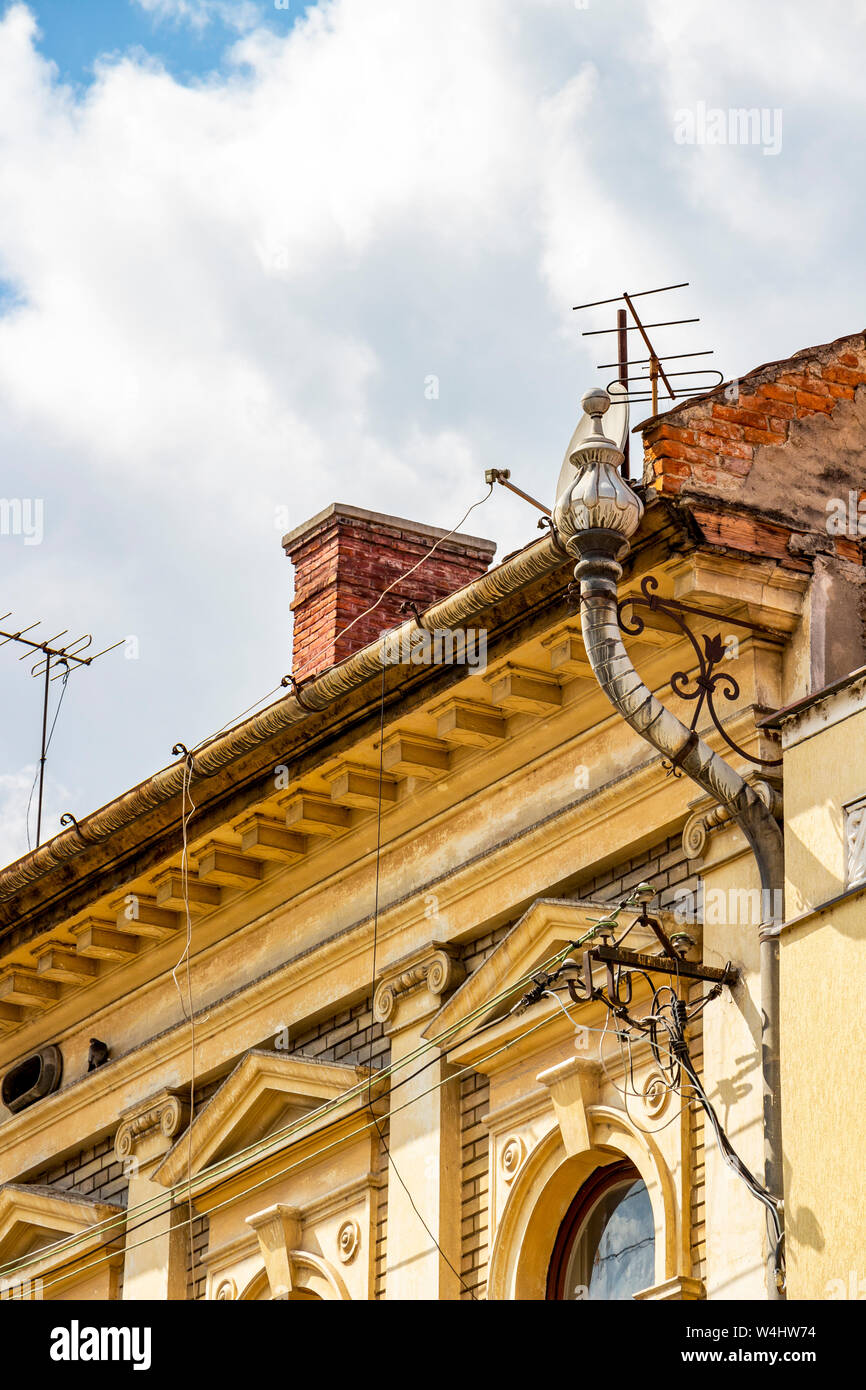Rain Gutter High Resolution Stock Photography and Images - Alamy