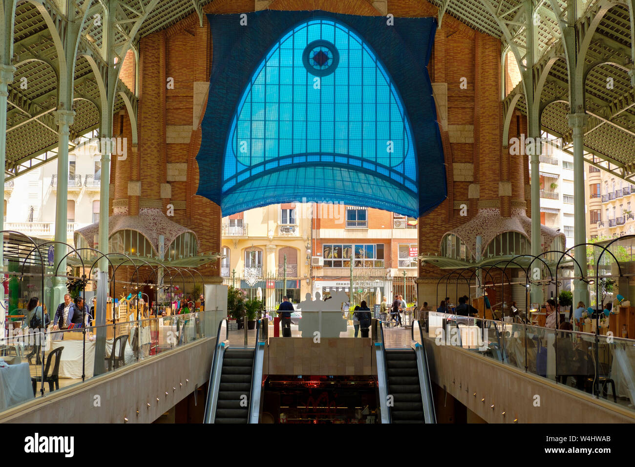 Mercado modernista hi-res stock photography and images - Alamy