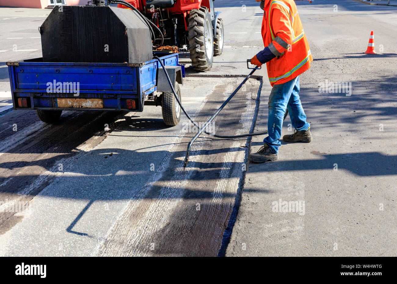 Highway maintenance worker hi-res stock photography and images - Alamy