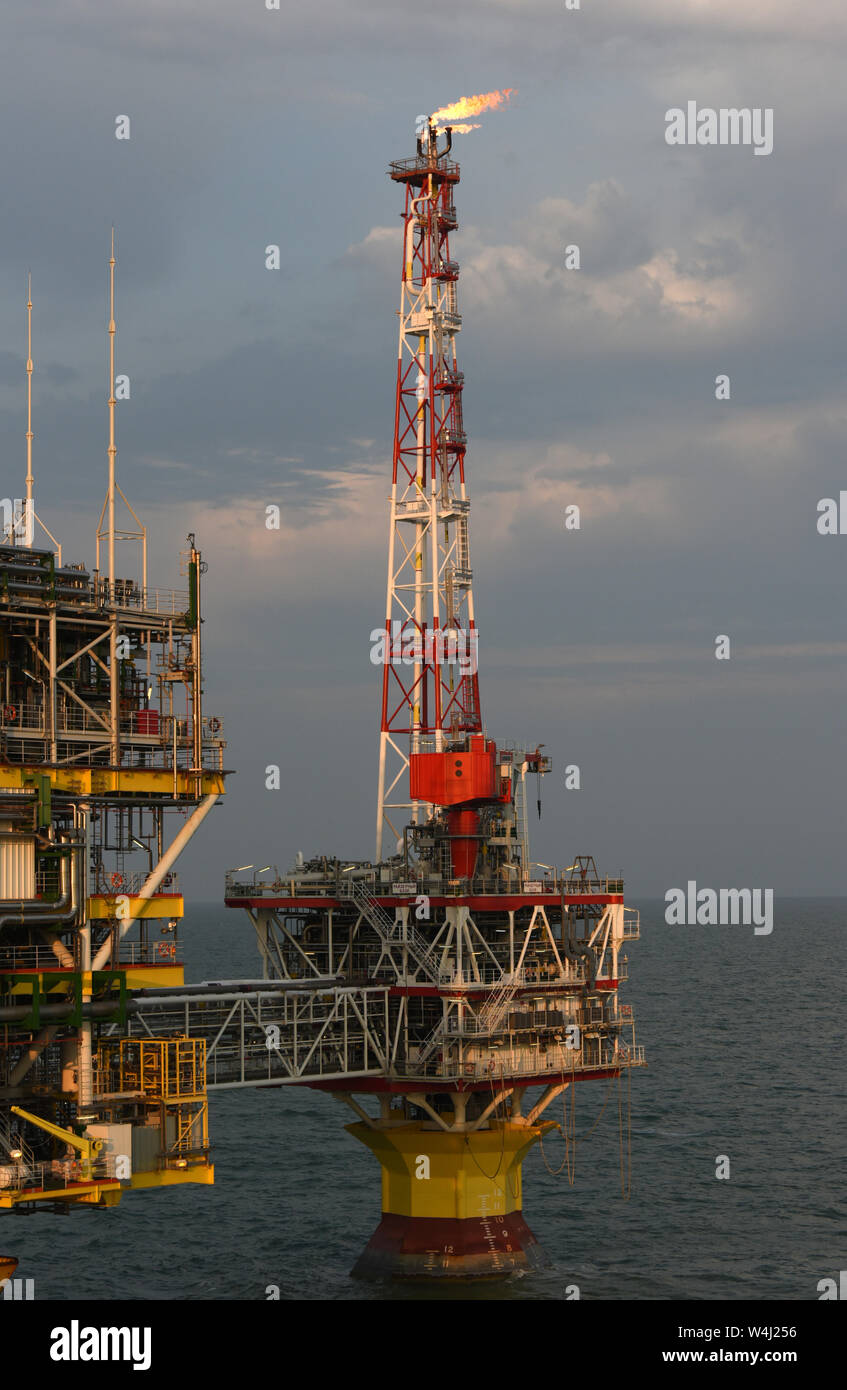 Russia oil production hi-res stock photography and images - Alamy